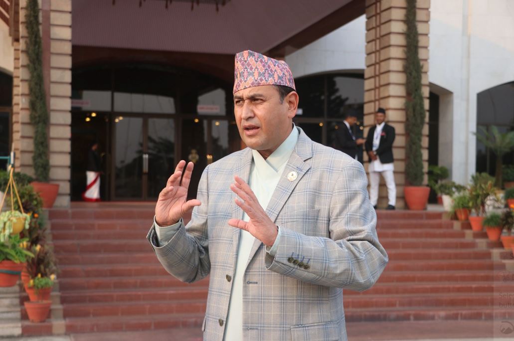 ‘पार्टीले बाहिर बस् भन्यो भने म तयार छु’ « रिपोर्टर्स नेपाल